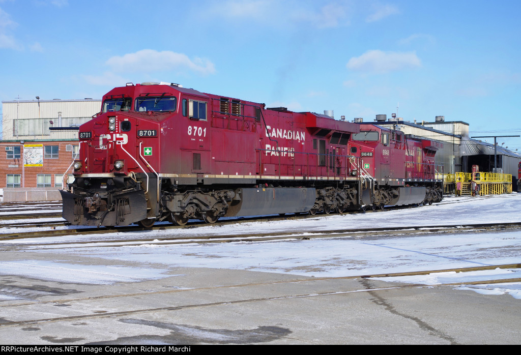 CP 8701